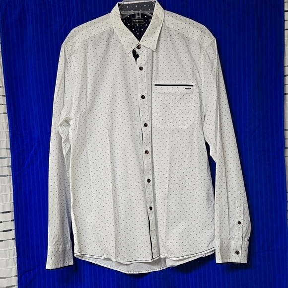 7 Diamonds | Shirts | 7 Diamonds Button Down | Poshmark
